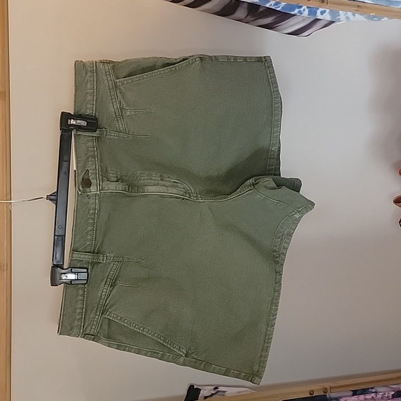 Universal Thread | Shorts | Universal Thread High Rise Shorts | Poshmark